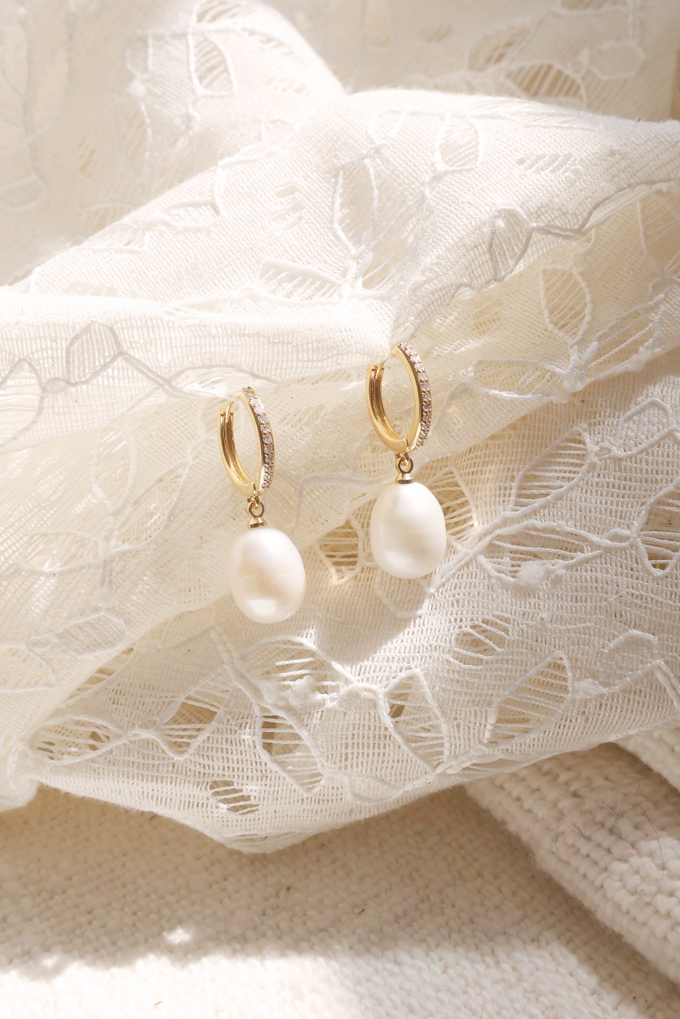 Lily Pearl Drop Earrings – Serefina